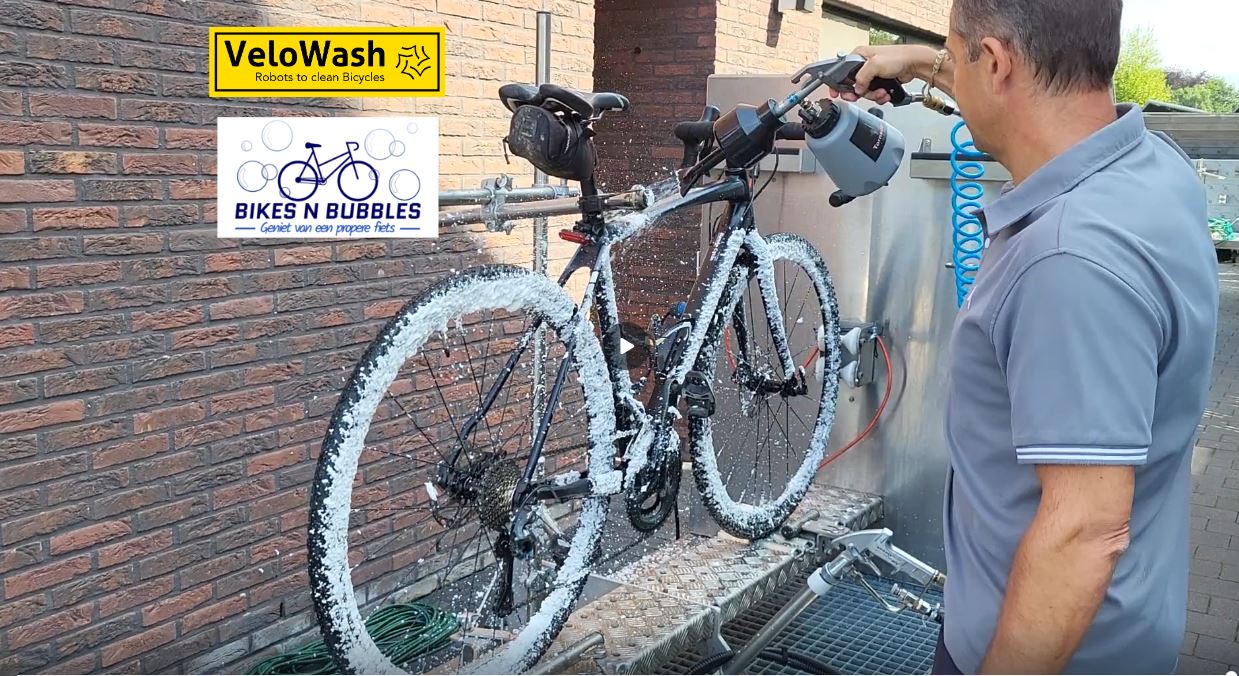 BikesNBubbles-bike-wash | VeloWash - Fietswasstraten - Carwash voor fietsen